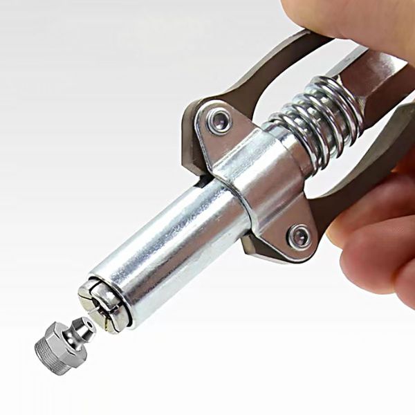 Fettpresse-Öl-Fülldüse | GREASEJET – Vigoshop.de